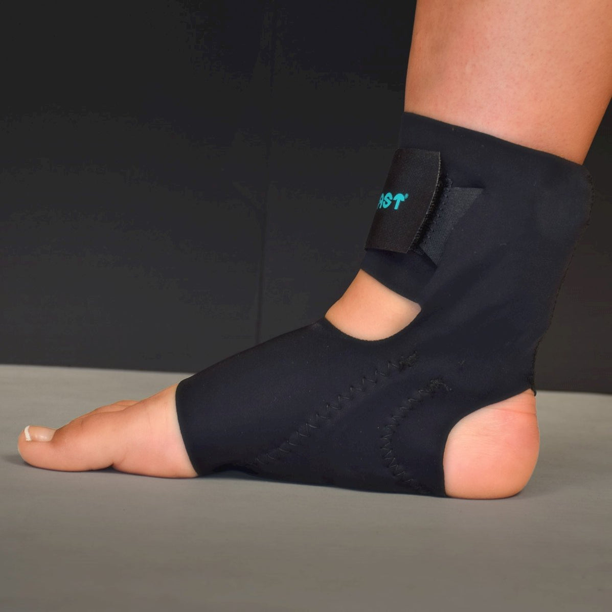 AirHeel By AirCast — MyFootShop.com